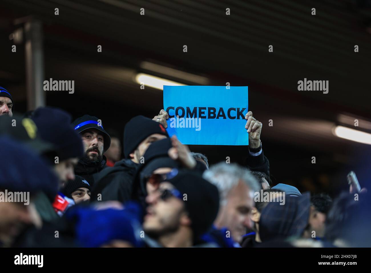 Inter milan fan champions league hi-res stock photography and images ...