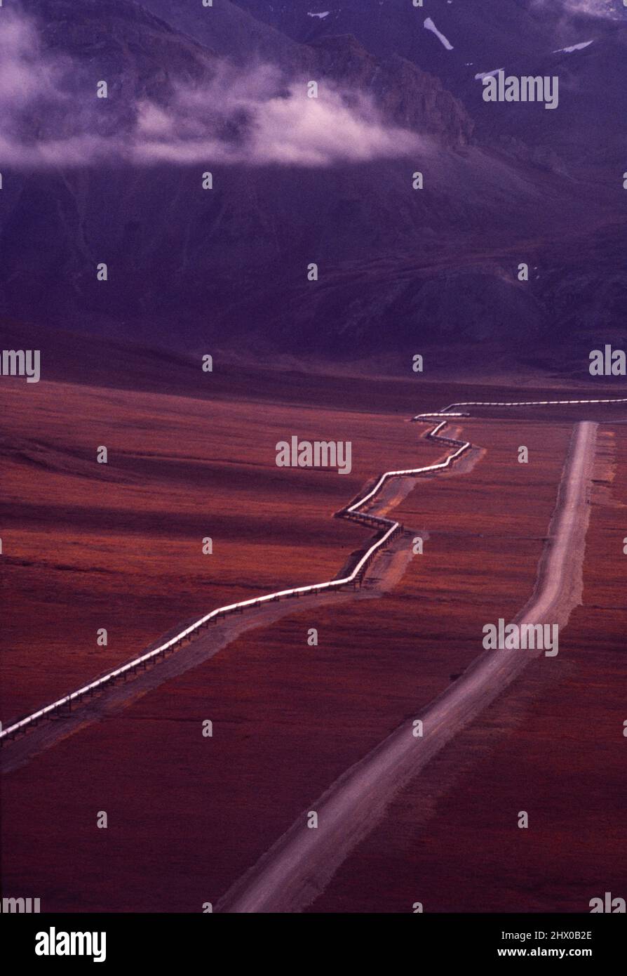 Trans Alaskan oil pipeline in Alaska Stock Photo - Alamy