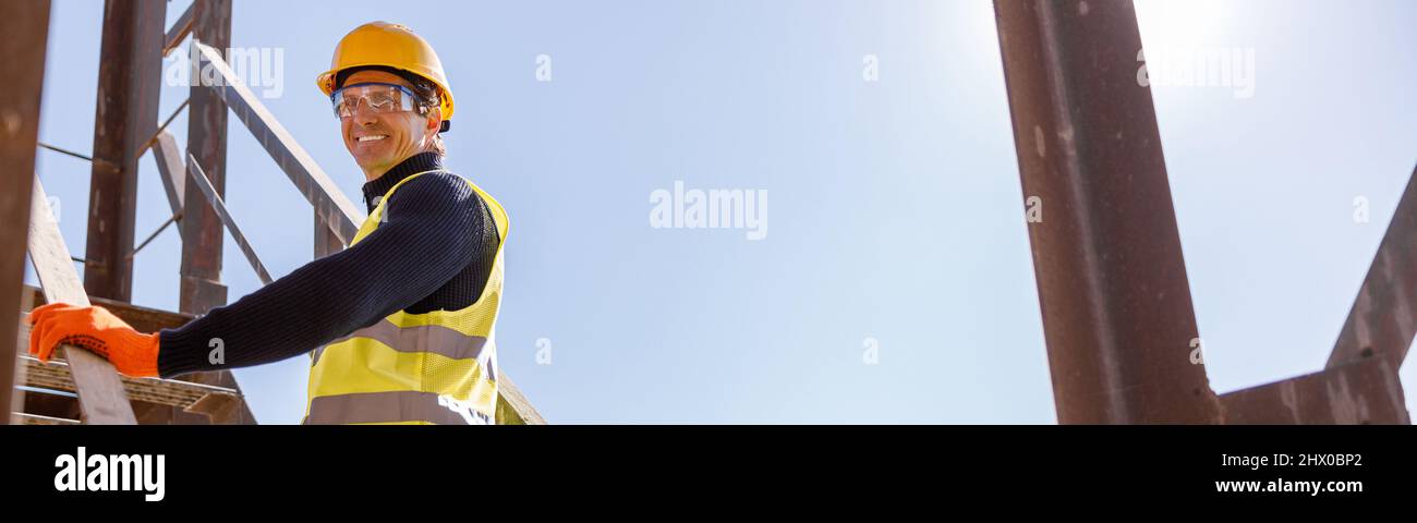 Employee engineer hi-res stock photography and images - Alamy