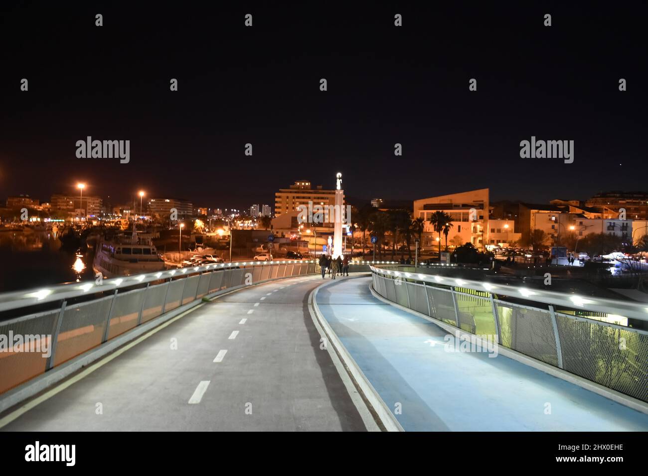 Pescara Bridge by Night in Abruzzo, Italy Stock Photo - Alamy