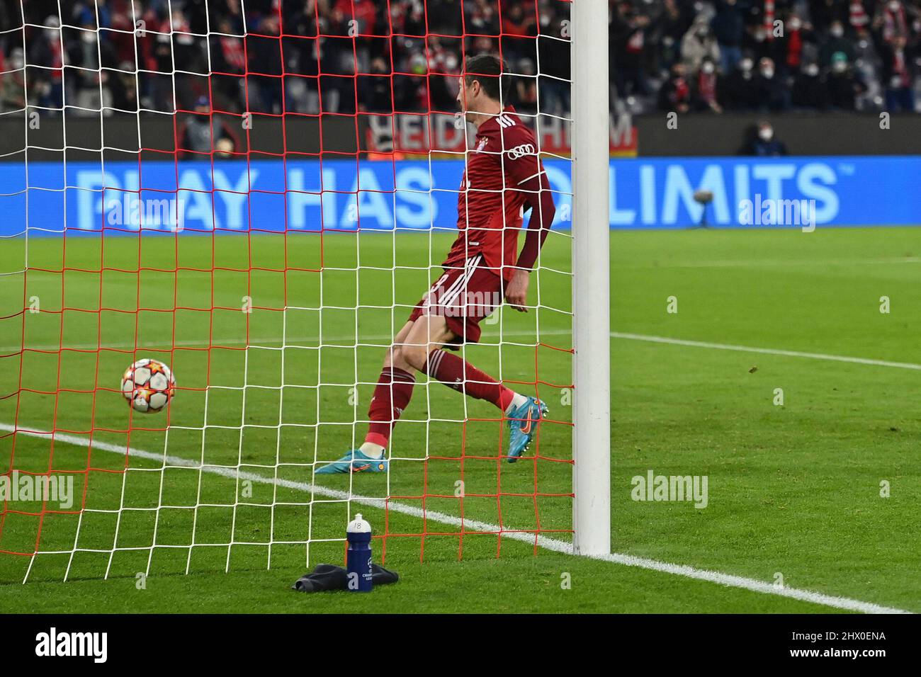 Munich, Deutschland. 08th Mar, 2022. goal Robert LEWANDOWSKI (FC Bayern ...