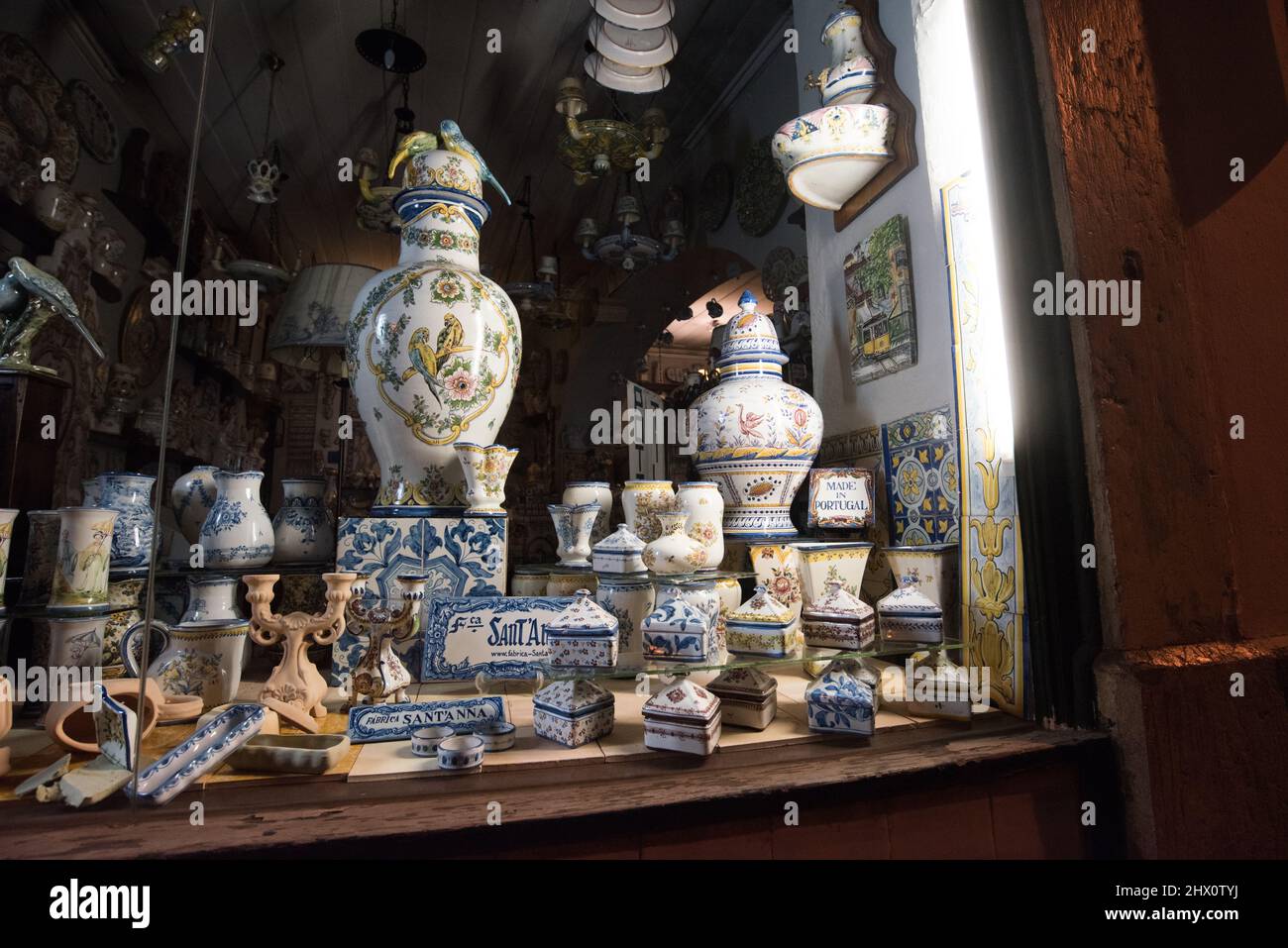 Shop window selling trinkets Stock Photo - Alamy