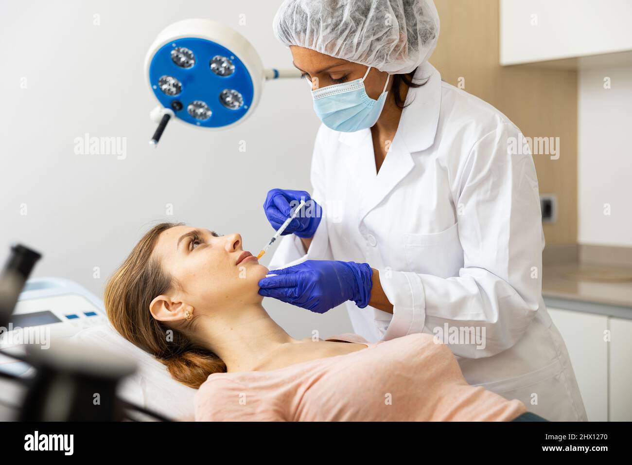 Indian doctor injection hi-res stock photography and images - Alamy