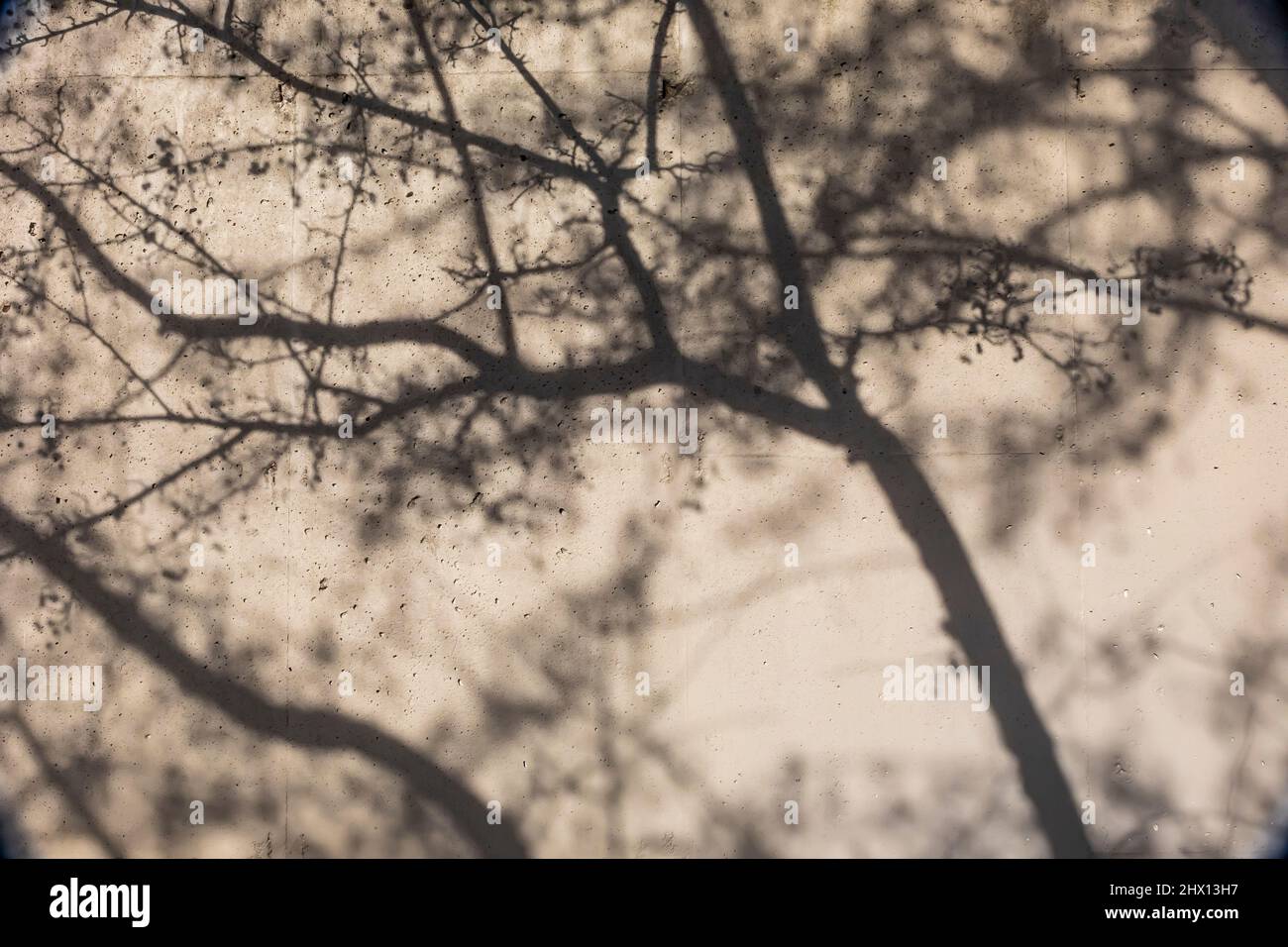 Shadow falling across building hi-res stock photography and images - Alamy