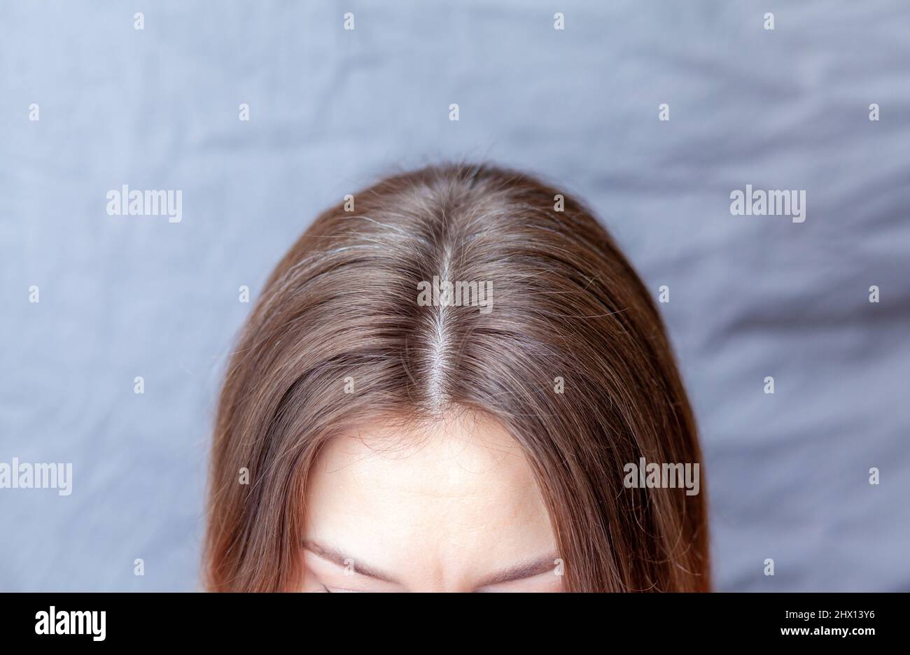 Dark hair roots hi-res stock photography and images - Alamy
