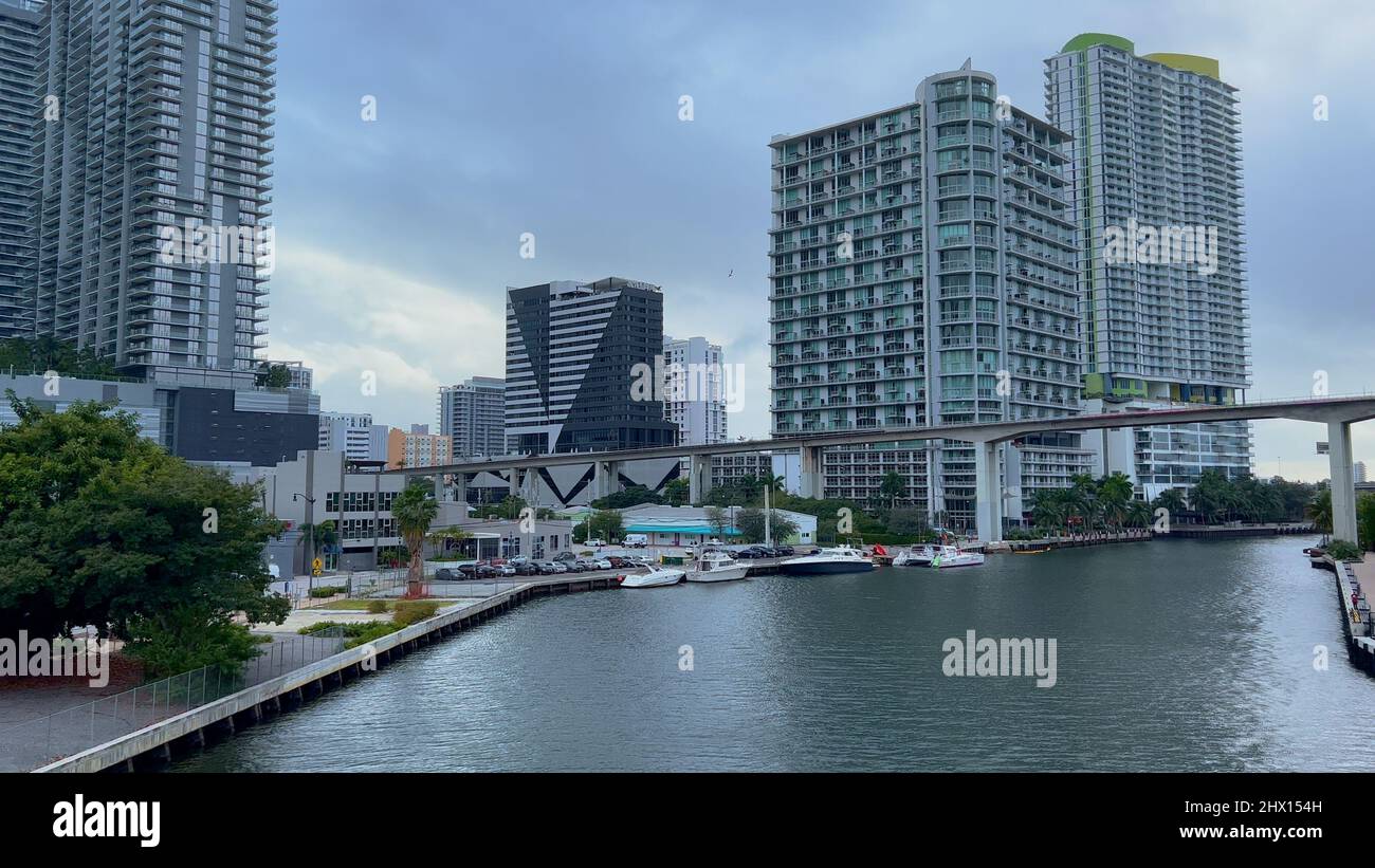 Miami river in brickell district hi-res stock photography and images ...