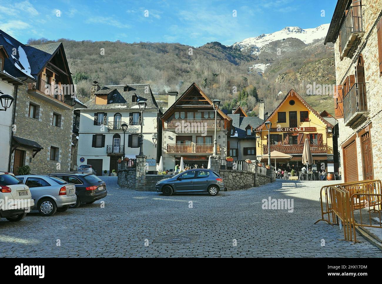 Old town of bossost hi-res stock photography and images - Alamy