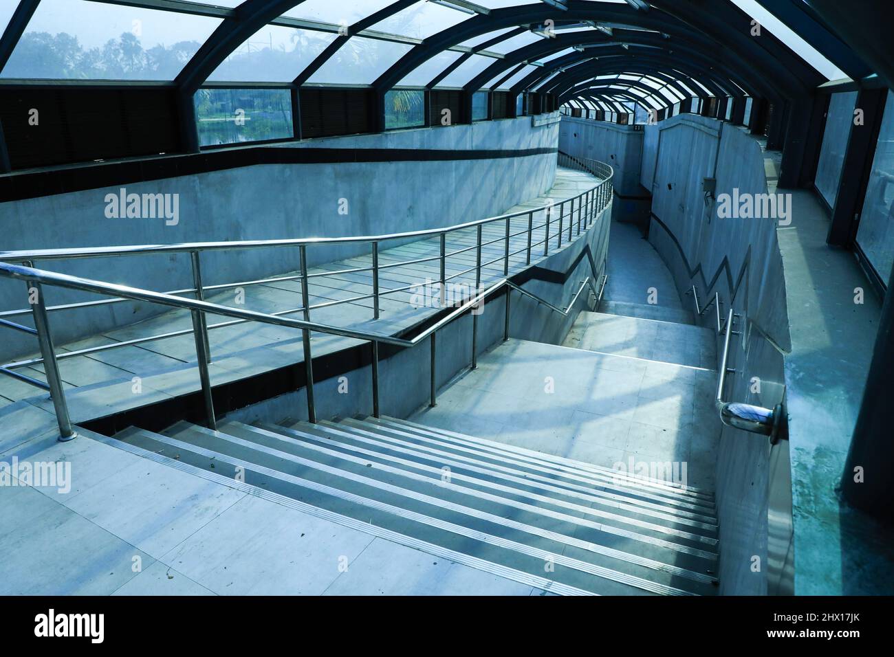 A view of the subterranean pedestrian underpass in Dhaka Stock Photo ...
