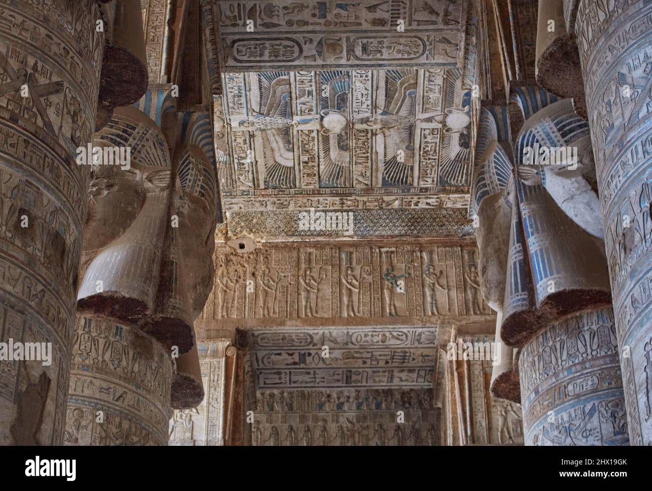 The Stunning Ceiling Art of Egypt's Dendera Temple Stock Photo - Alamy