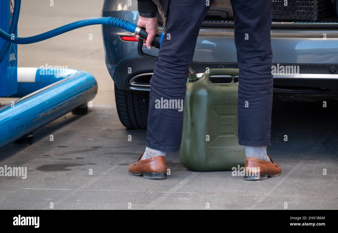 Luxembourg gas reserve hi-res stock photography and images - Alamy