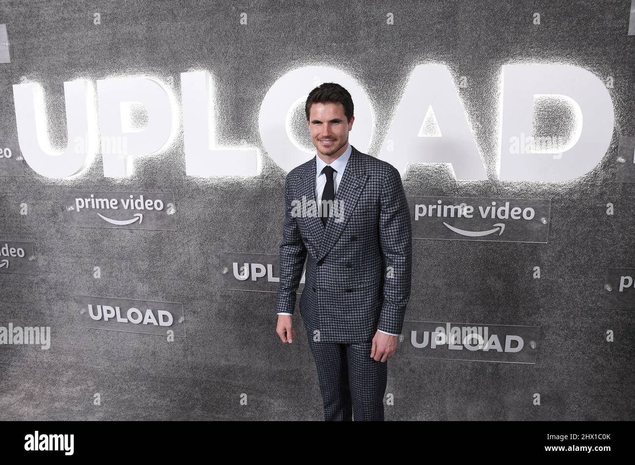 Los Angeles, USA. 08th Mar, 2022. Robbie Amell arrives at Amazon Prime ...