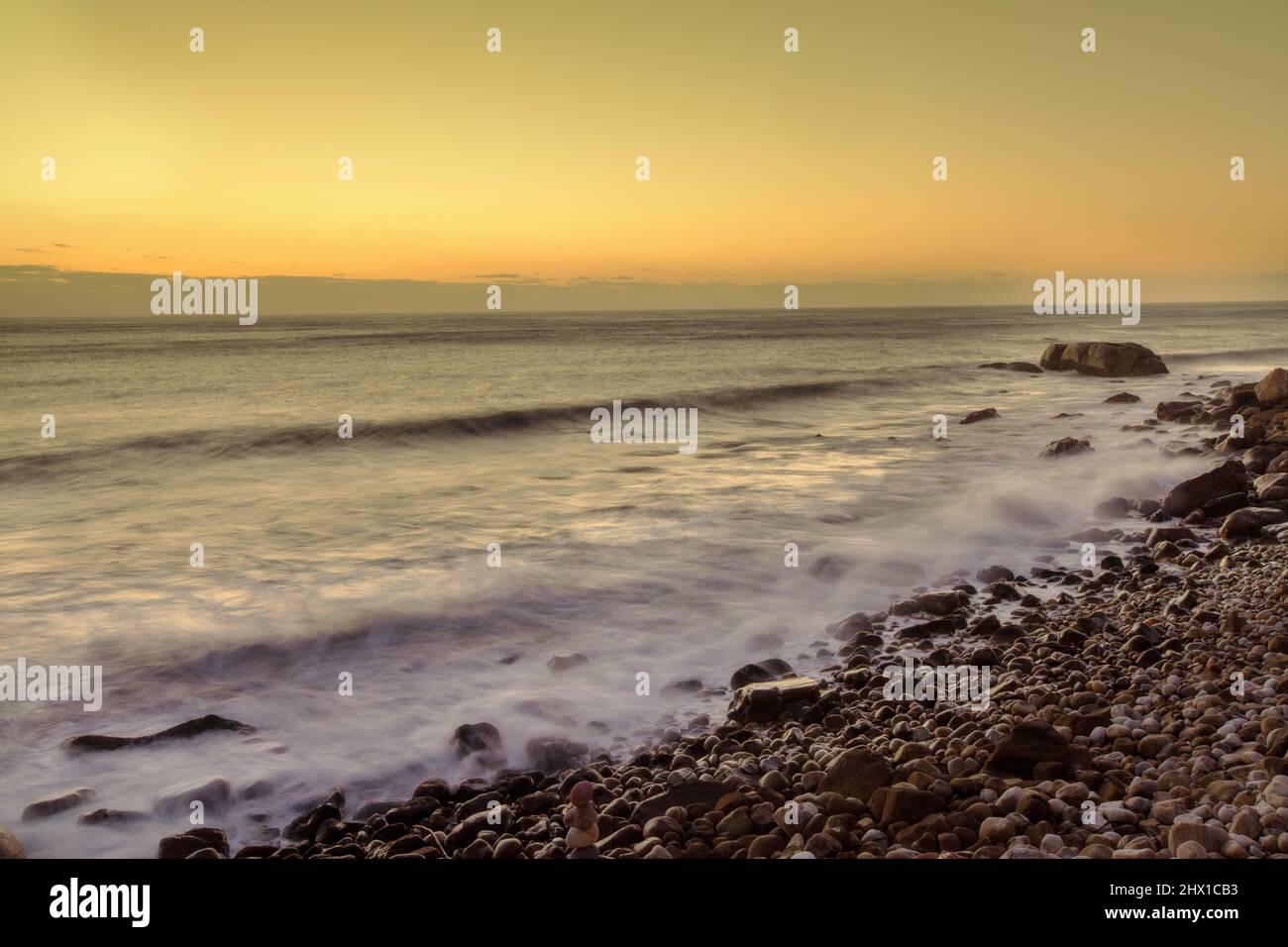 View over the ocean. Water flowing along the rocks at the coast Stock ...