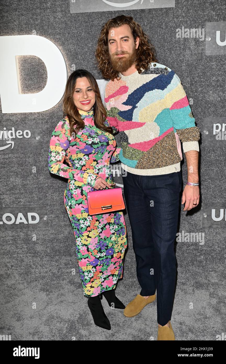 Rhett Mclaughlin Wife