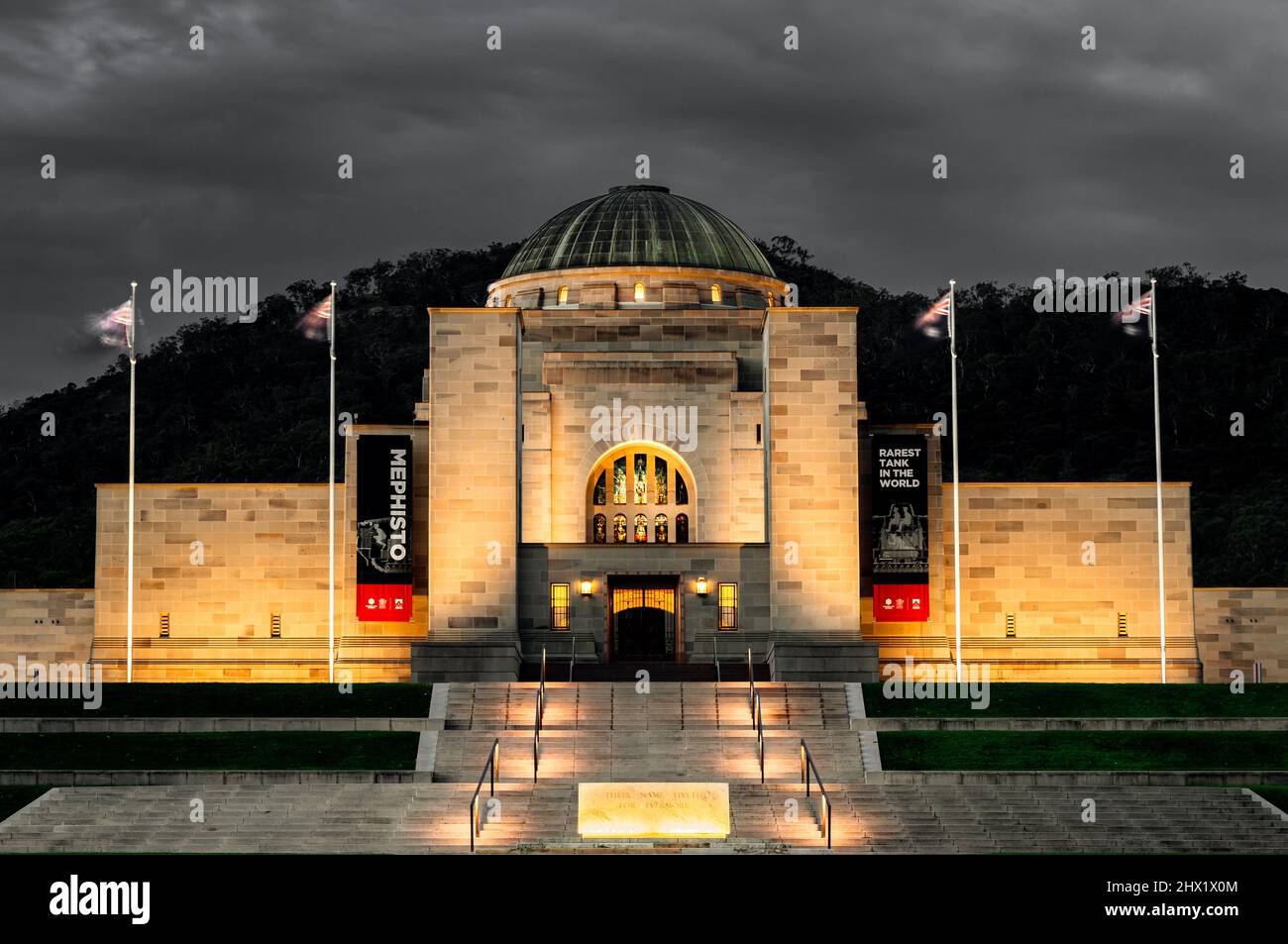 Illuminated Australian War Memorial in Canberra Stock Photo - Alamy