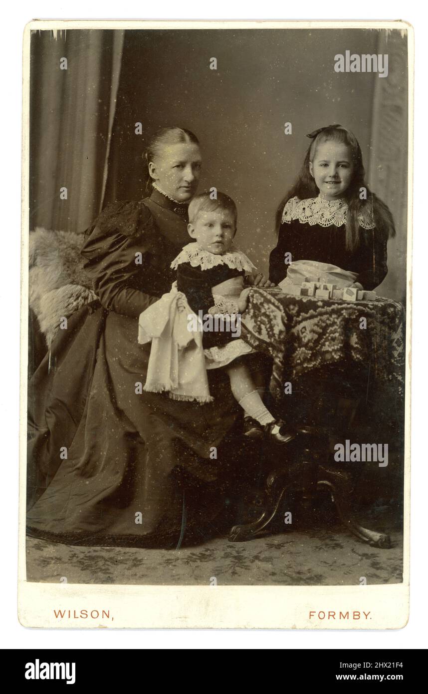 Victorian Era Photos Smiling