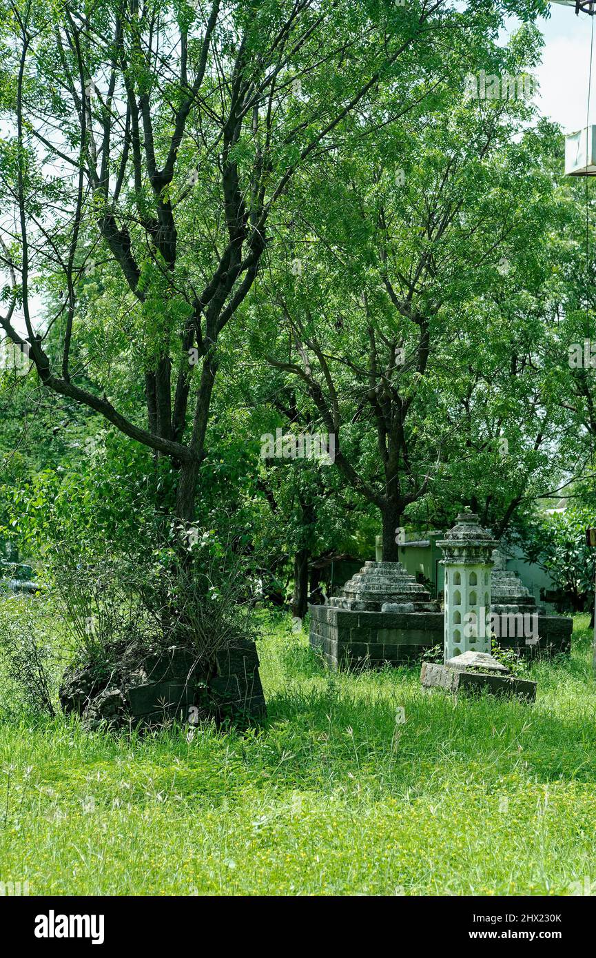 Islamic Cemetery at Ahmednagar state Maharashtra India Stock Photo - Alamy