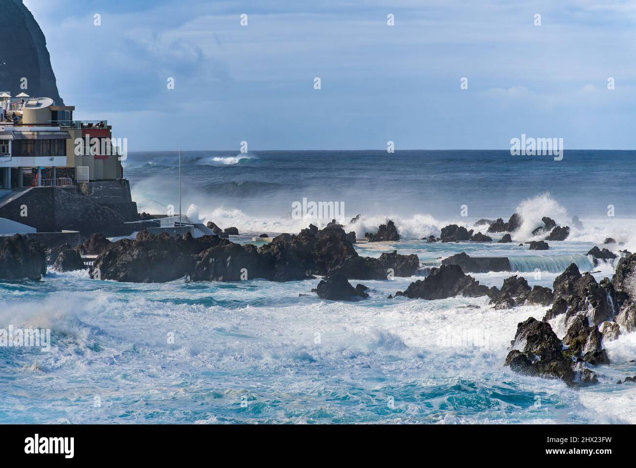 Island madeira ocean hi-res stock photography and images - Alamy