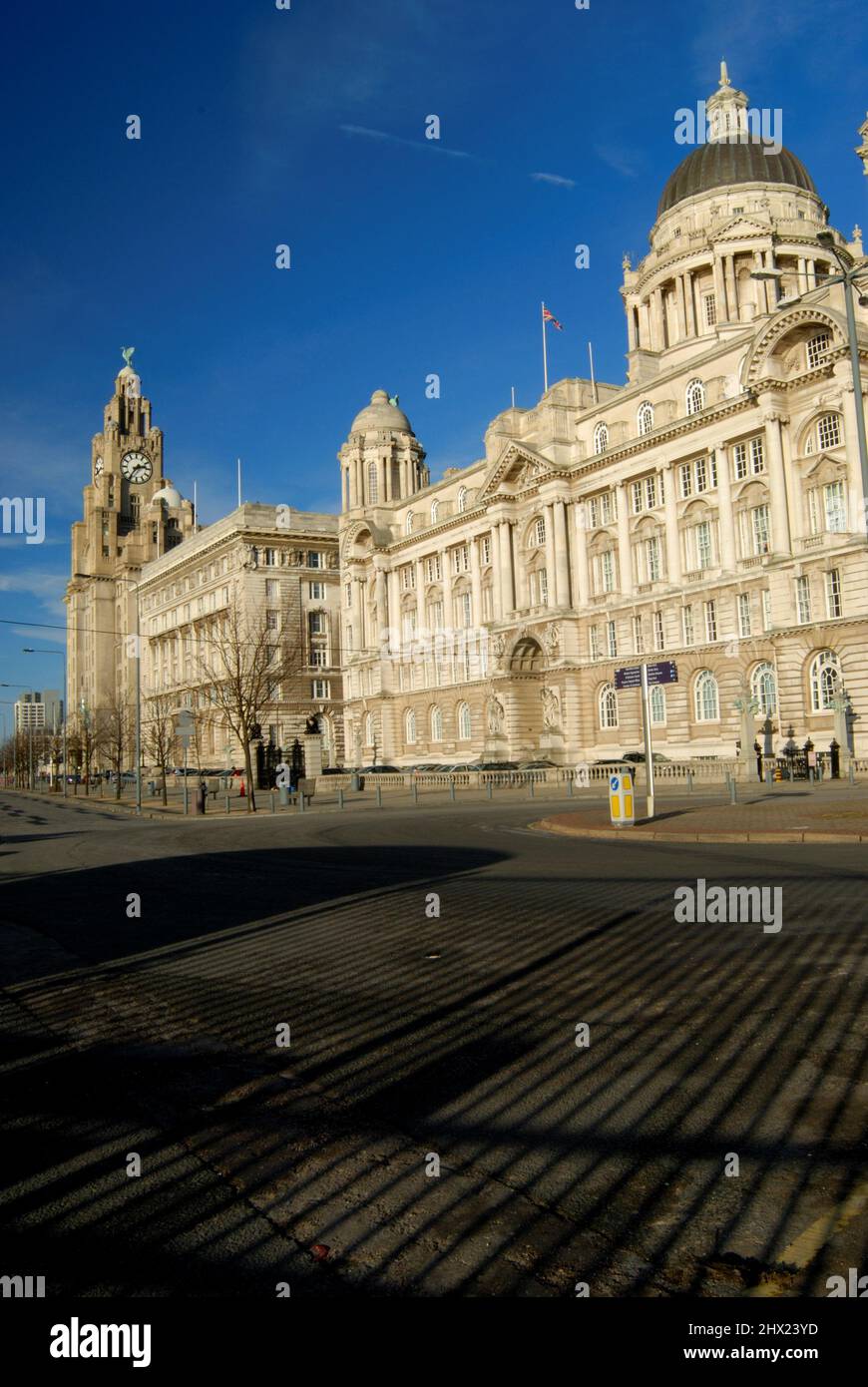 Liverpool customs house hi-res stock photography and images - Alamy