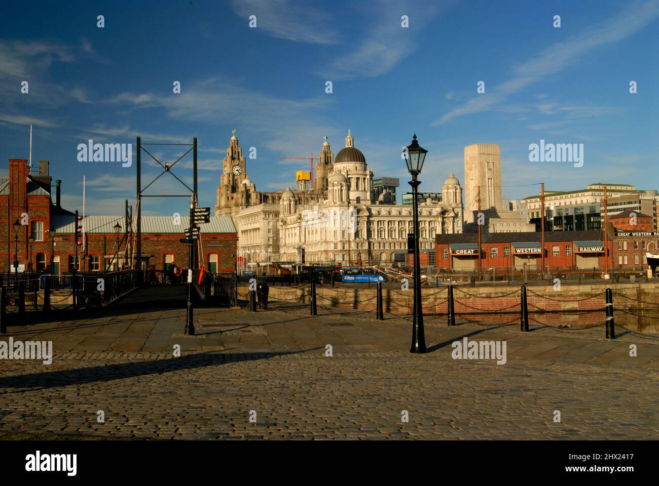 Liverpool customs house hi-res stock photography and images - Alamy