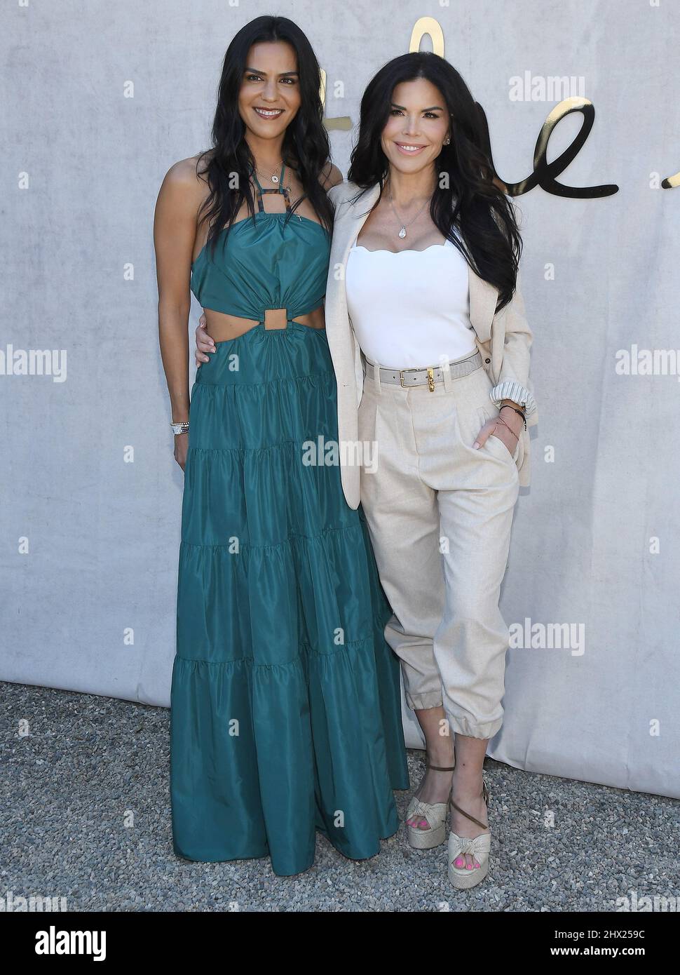Los Angeles, USA. 08th Mar, 2022. (L-R) Elsa Collins and Lauren Sánchez ...