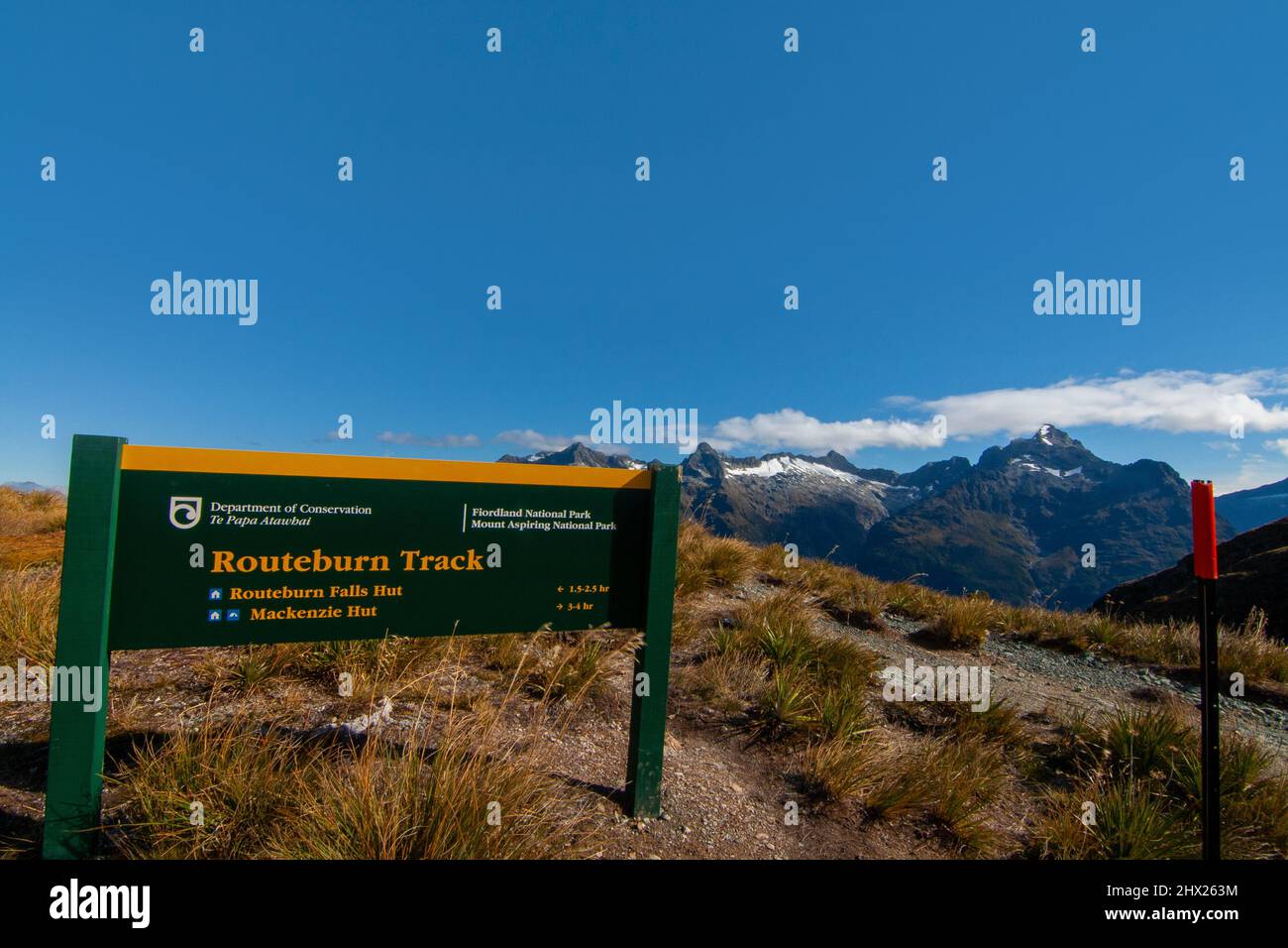 Information signpost at the Harris Saddle on Routeburn Track Great Walk ...