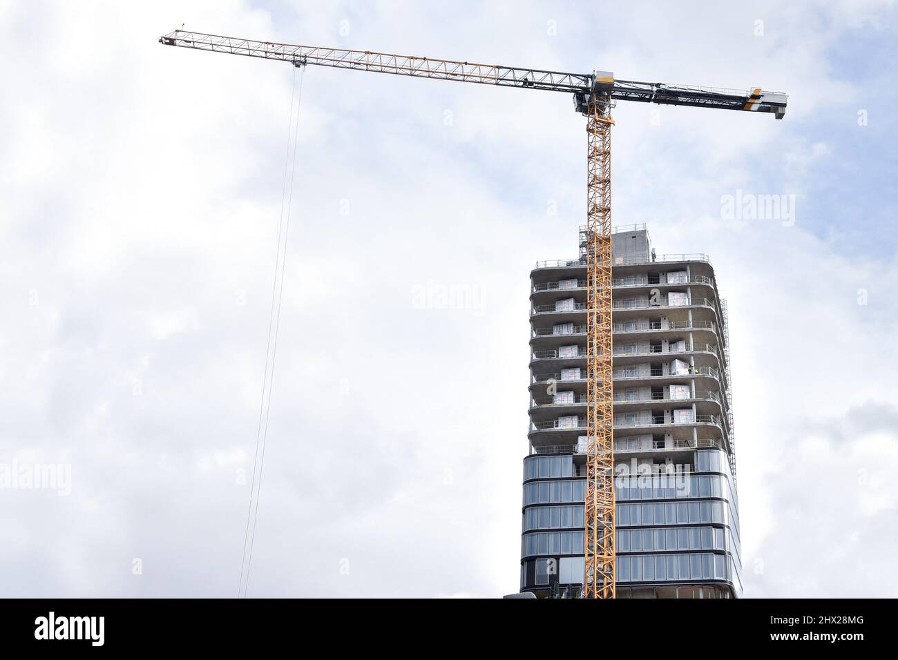 Crane and building under construction , modern architecture Stock Photo ...