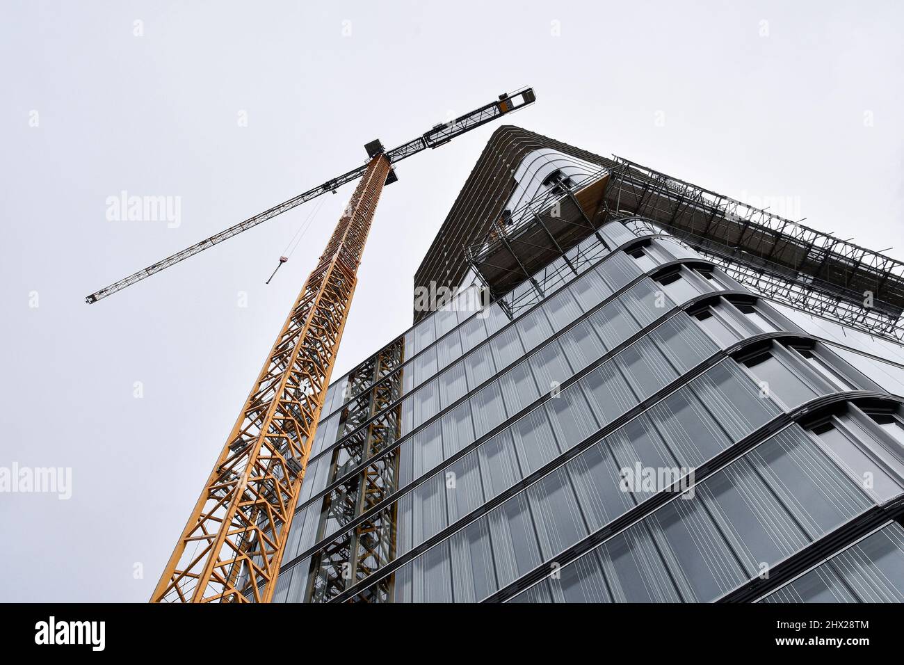 Crane and building under construction , modern architecture Stock Photo ...