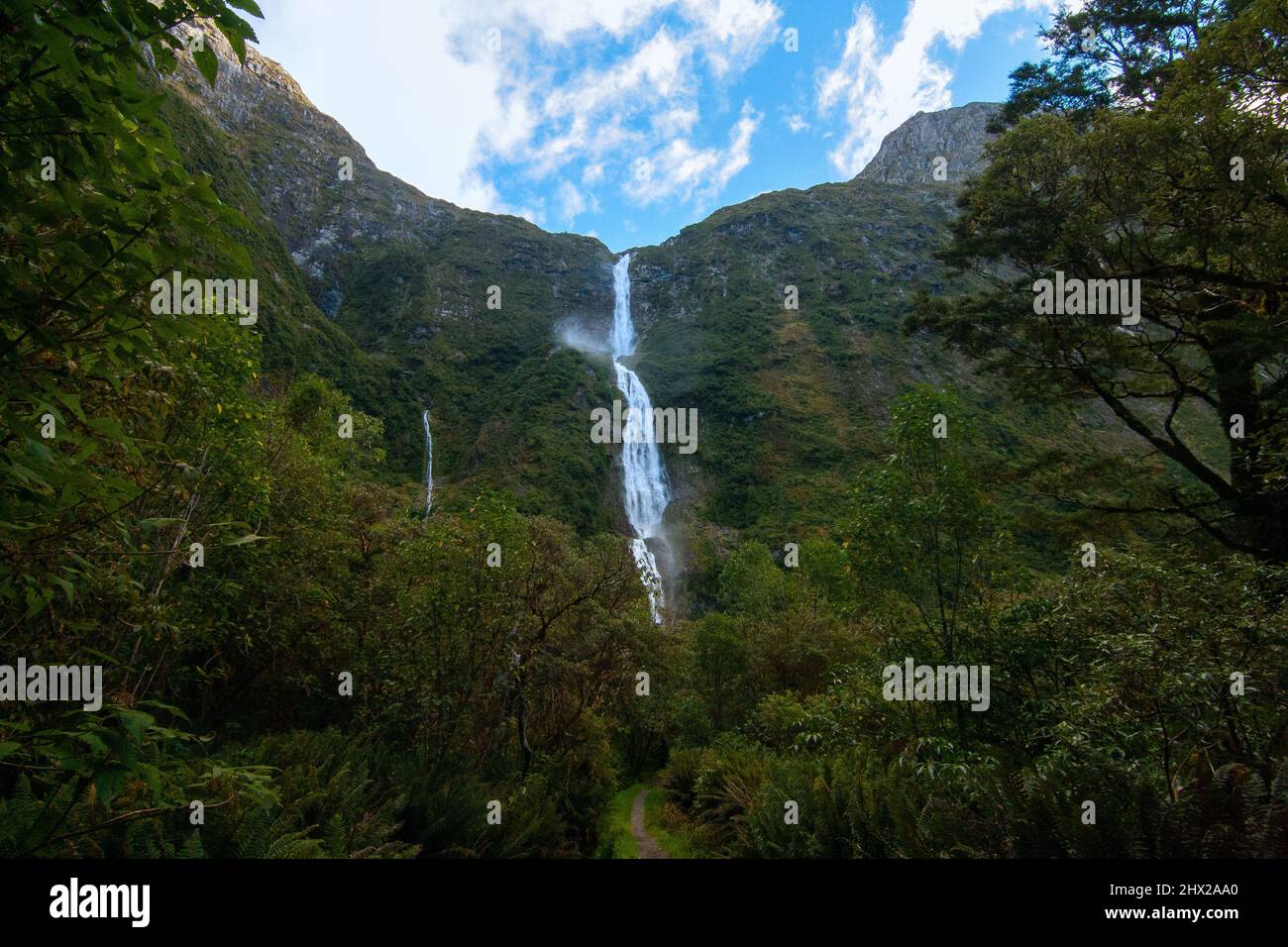 Sutherland falls base hi-res stock photography and images - Alamy