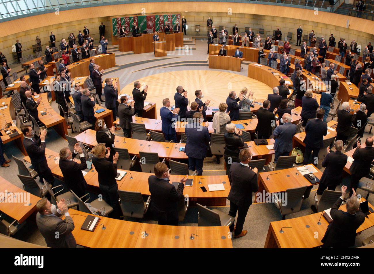 Members of ukrainian special hi-res stock photography and images - Alamy