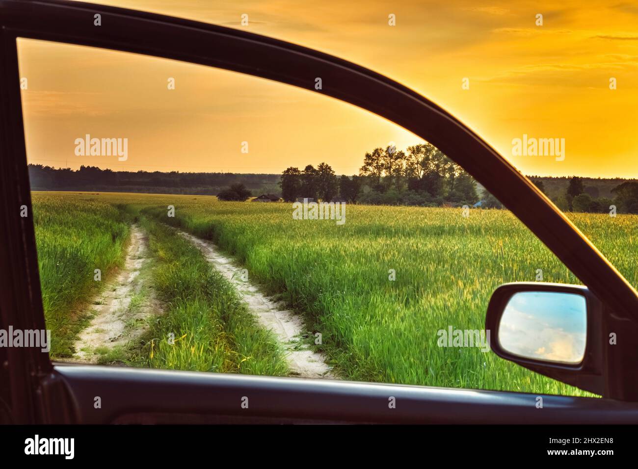 Beautiful sunrise from car window hi-res stock photography and images ...
