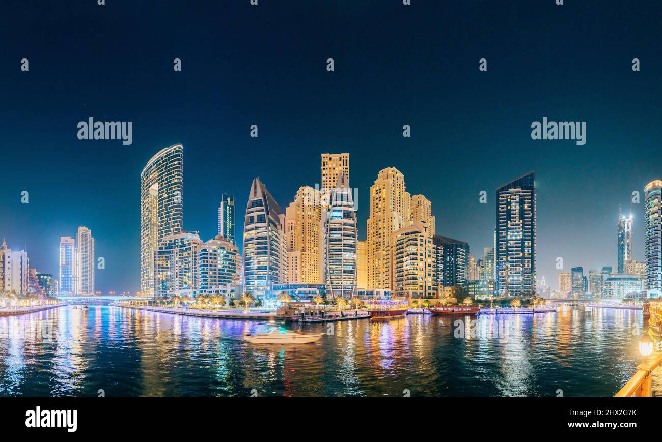 Dubai Marina Port, UAE, United Arab Emirates - Beautiful Night view of ...