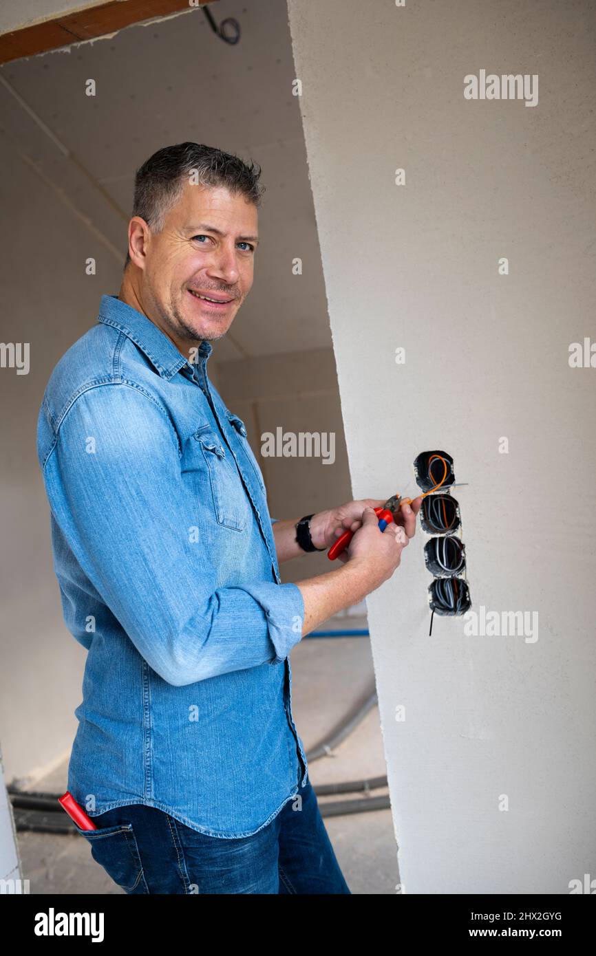 Power socket shirt hi-res stock photography and images - Alamy