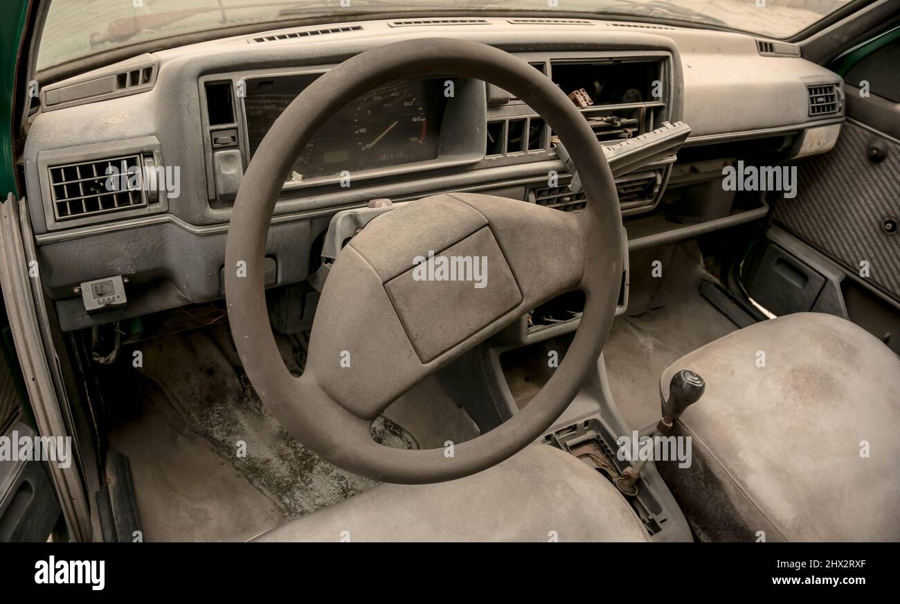 abandoned rusty car inside Stock Photo - Alamy