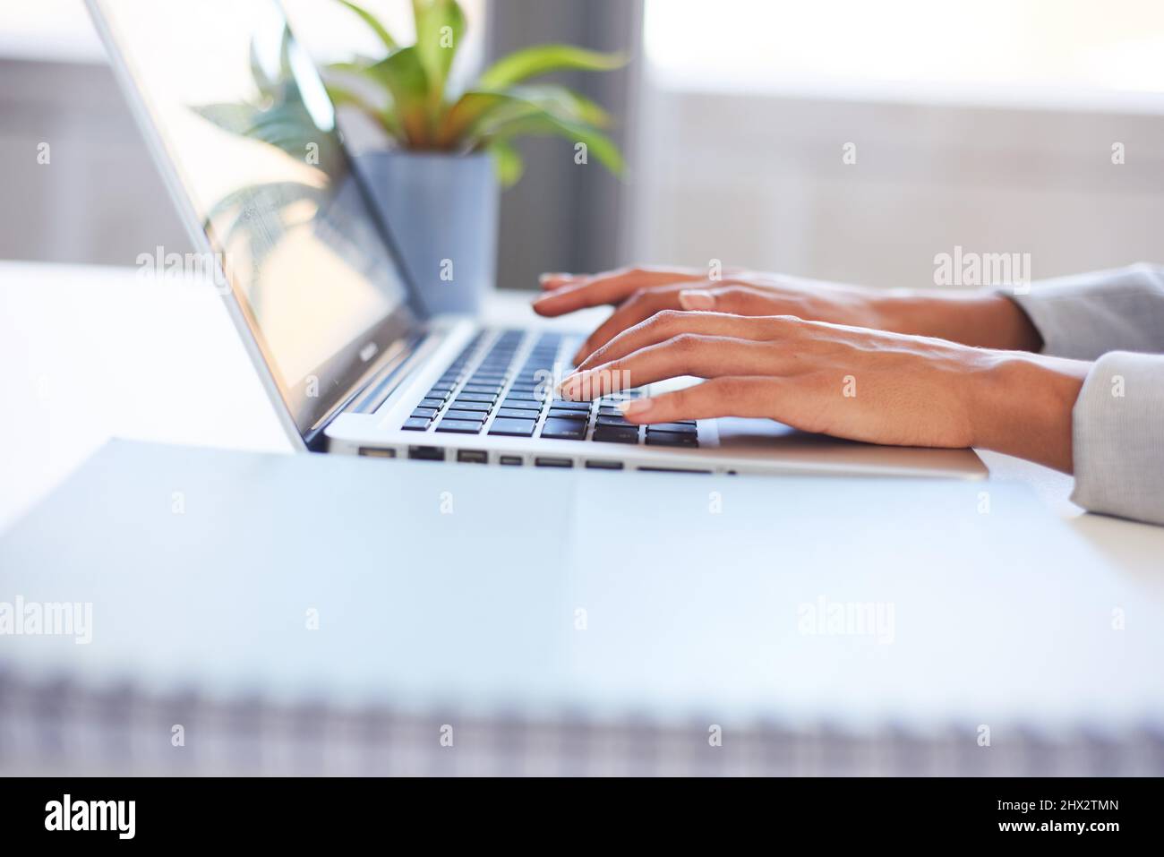 Hands typing ethnic hi-res stock photography and images - Alamy