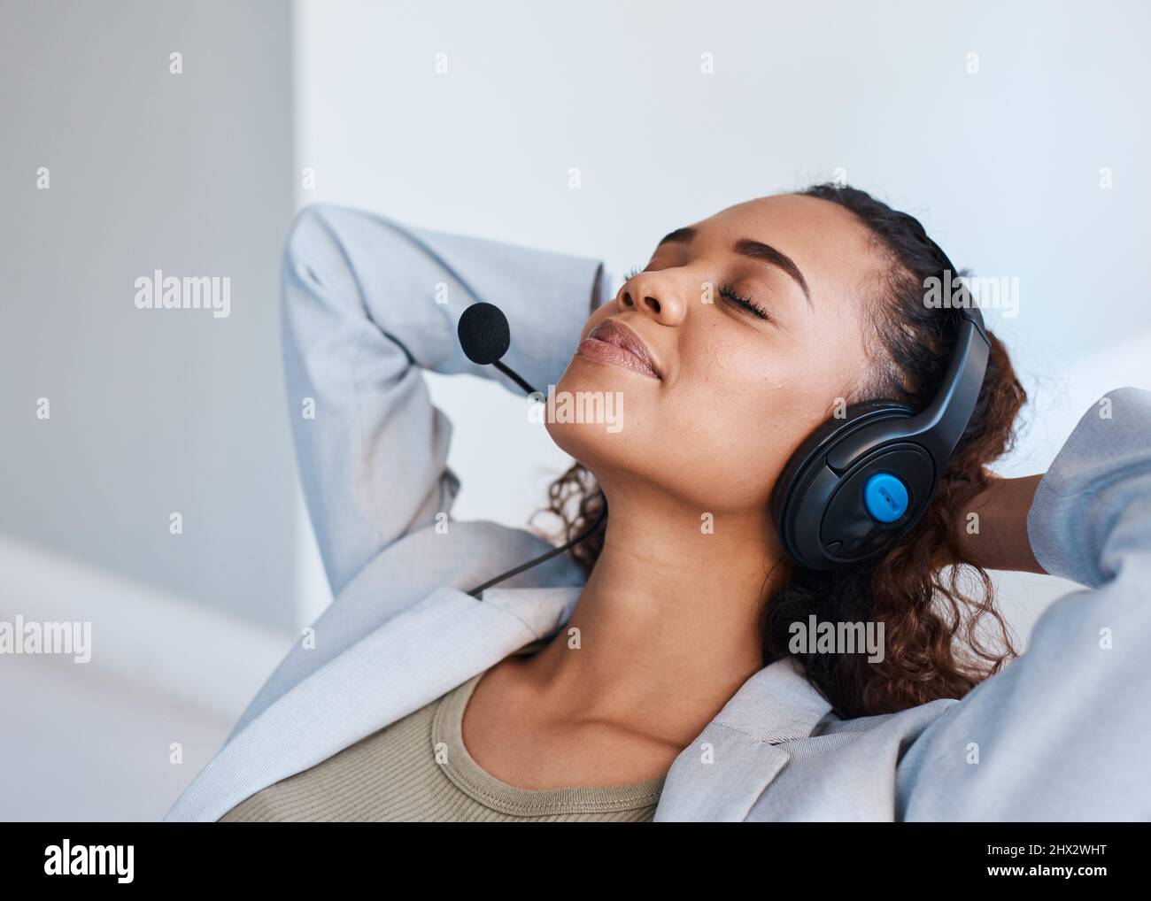 Woman leans back hi-res stock photography and images - Alamy