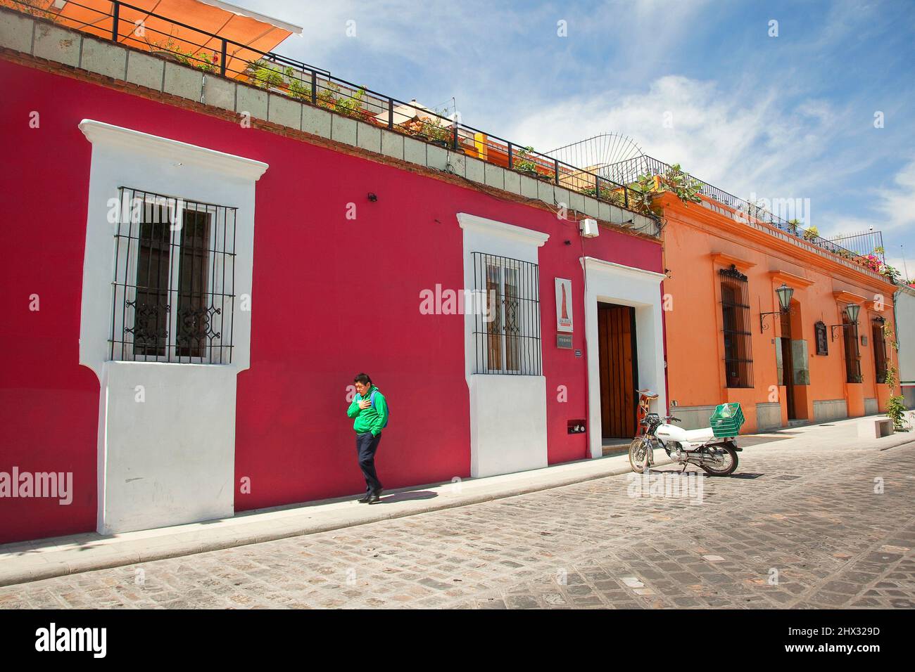Oaxaca colonial hi-res stock photography and images - Alamy