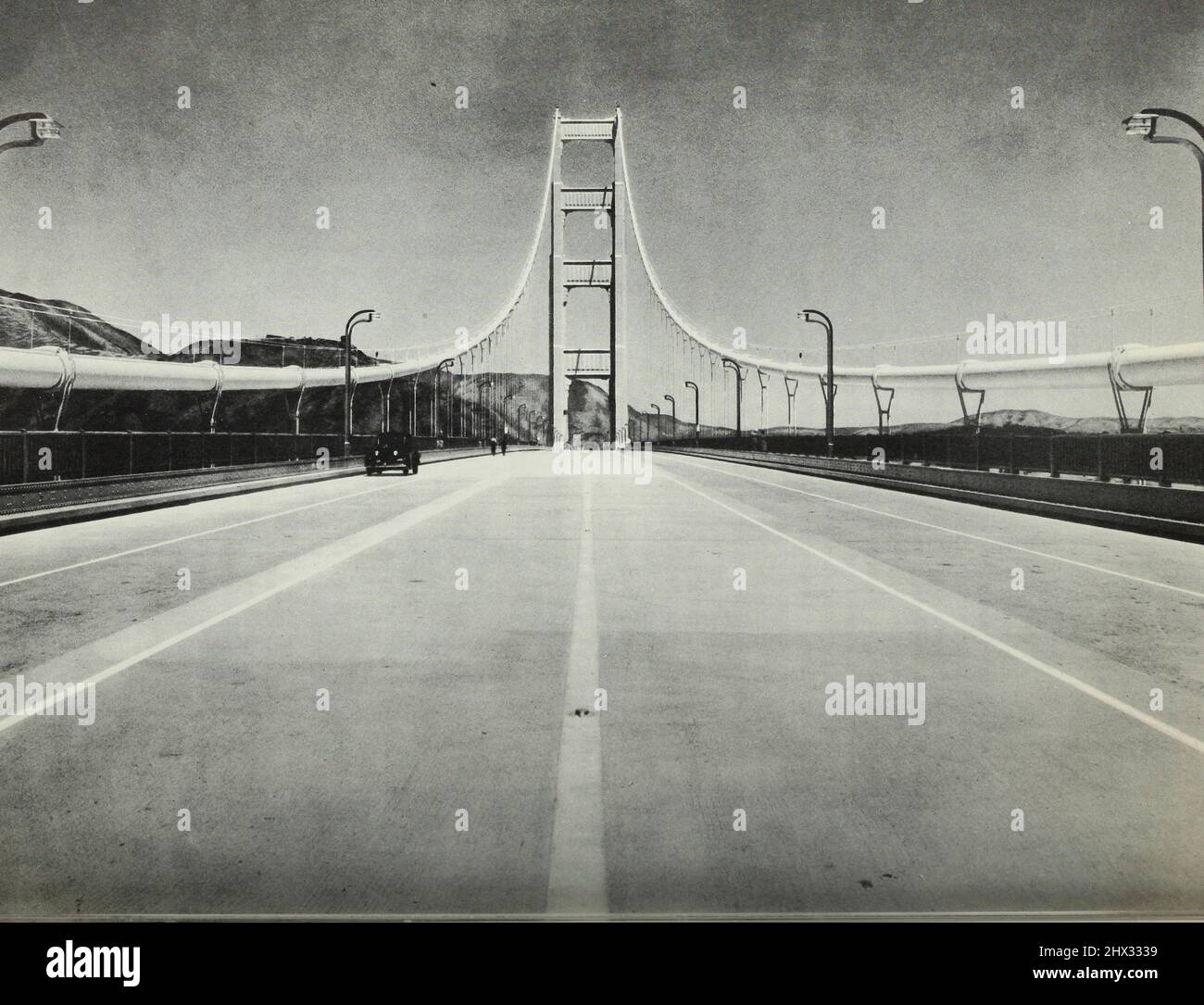 1937 suspension bridge tower traffic travel hi-res stock photography ...