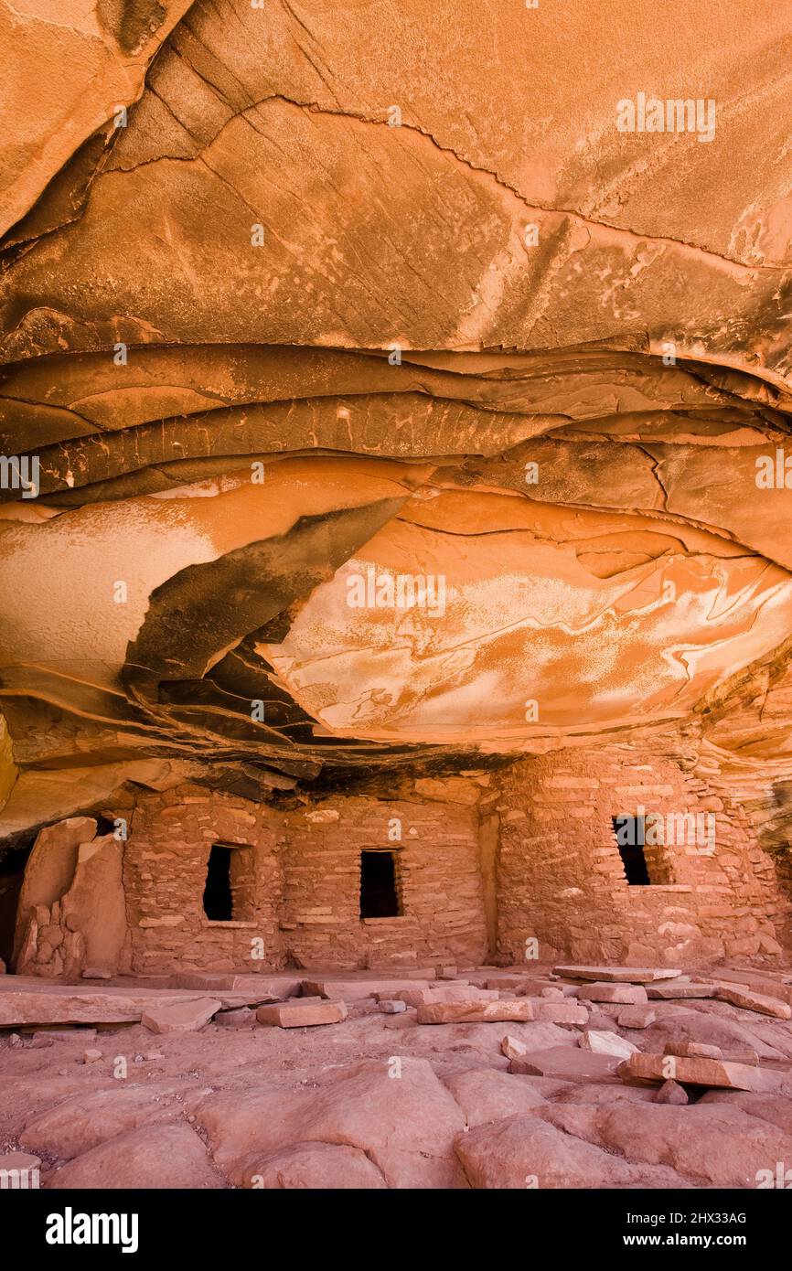 The Fallen Ceiling or Fallen Roof Ruin cliff dwelling in the Road ...