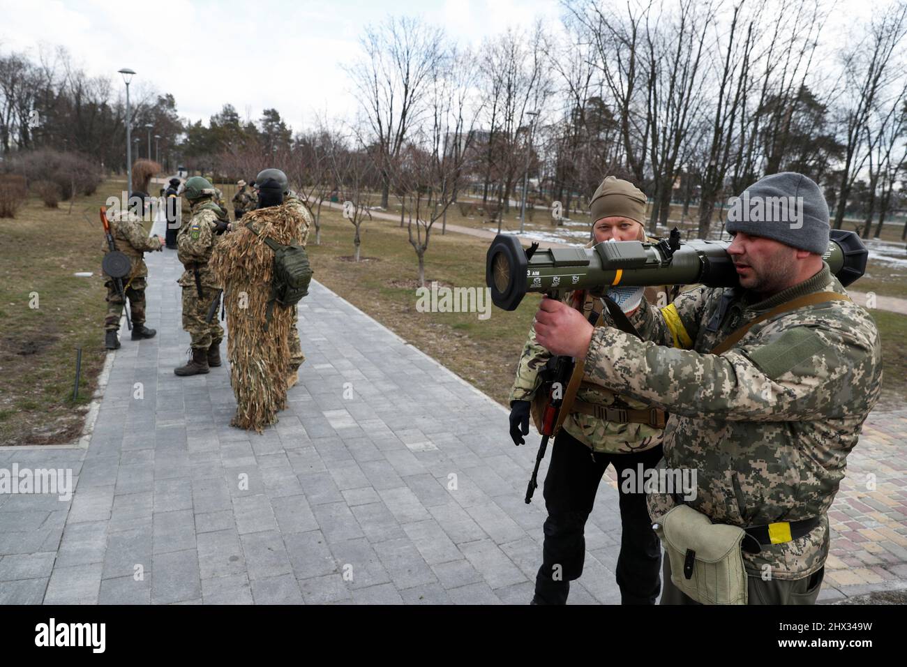 At4 anti tank hi-res stock photography and images - Alamy