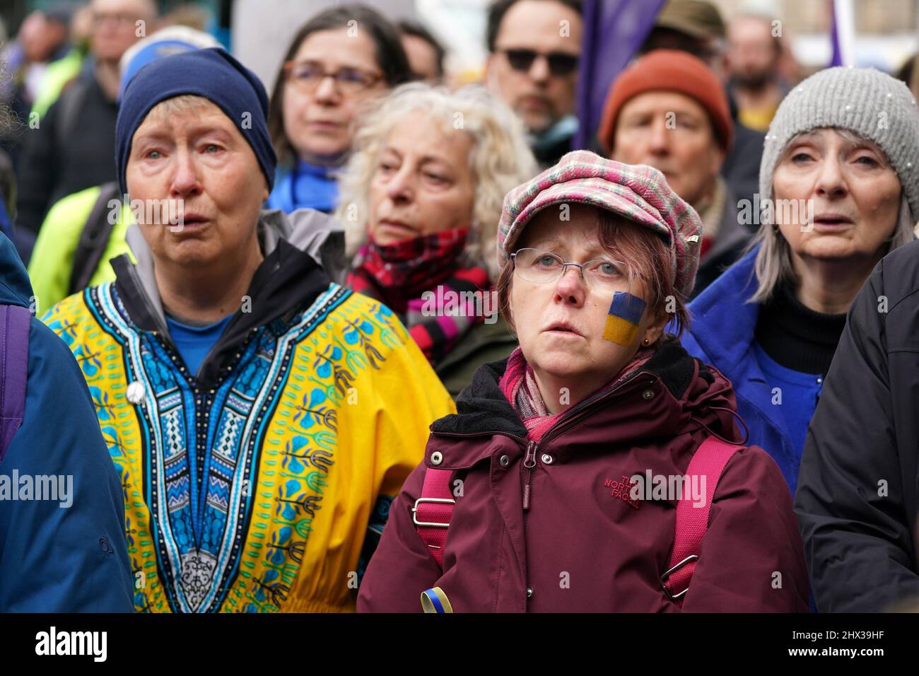 Scottish Artists for Ukraine demonstrate at the Russian consulate ...
