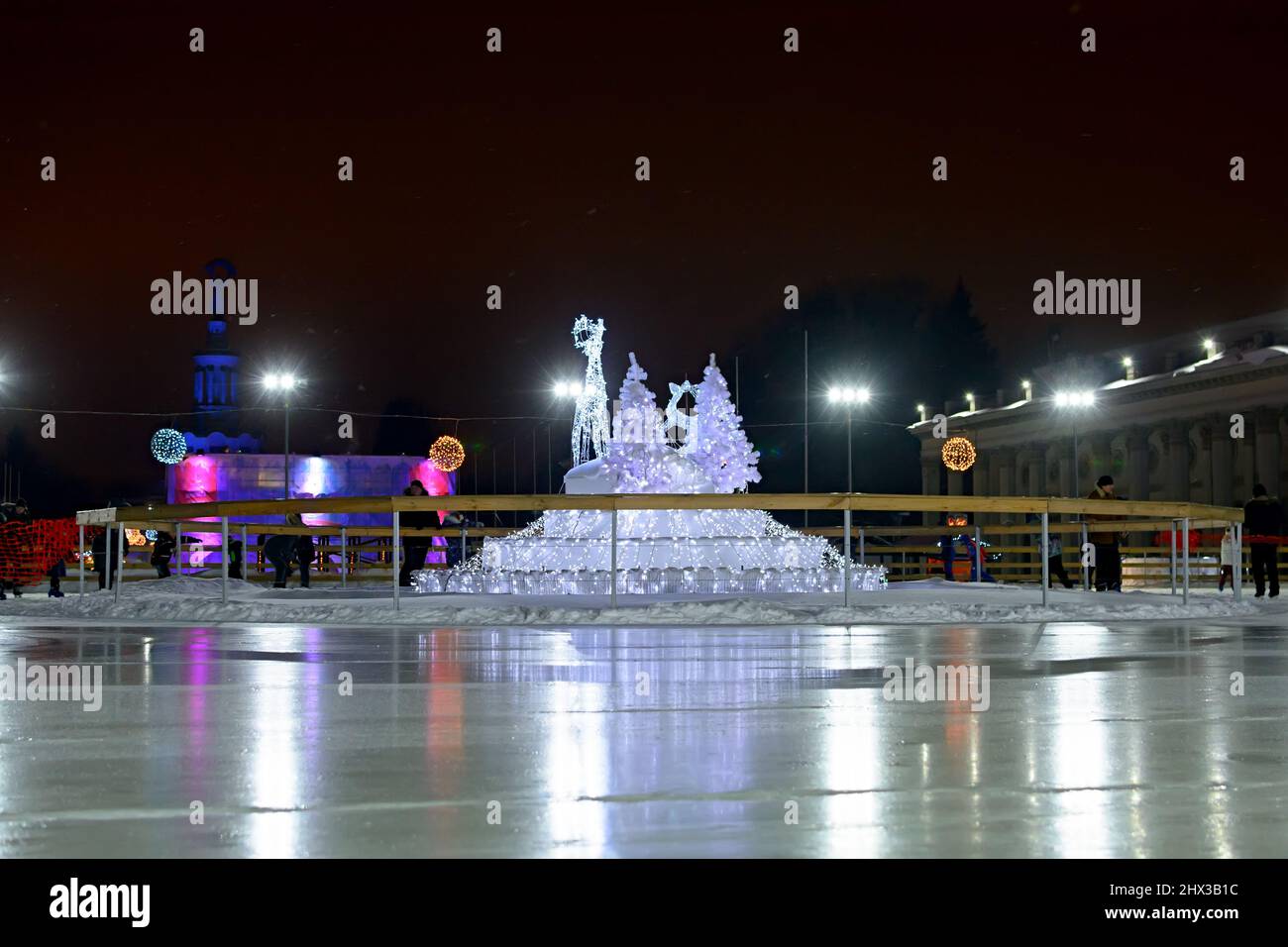 Winter skating rink in the middle of an ice sculpture Stock Photo - Alamy