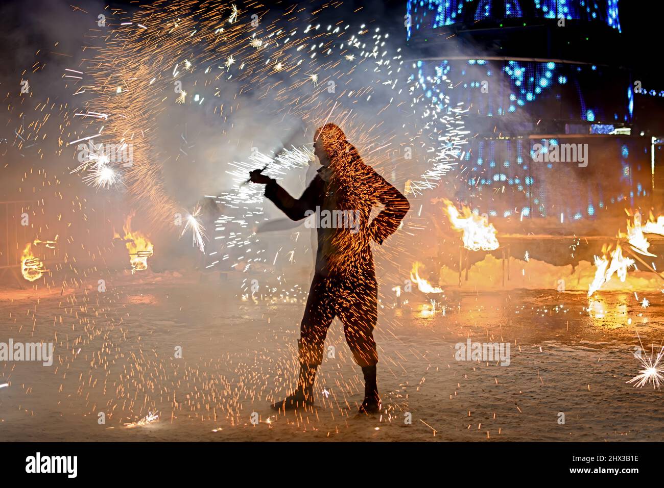 Fire performance with moving body Stock Photo - Alamy