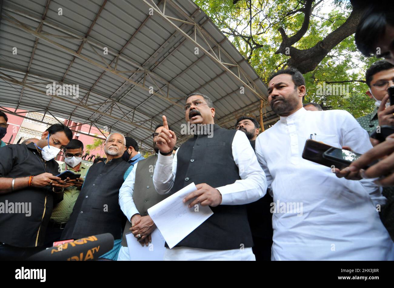 Nirvachan sada hi-res stock photography and images - Alamy