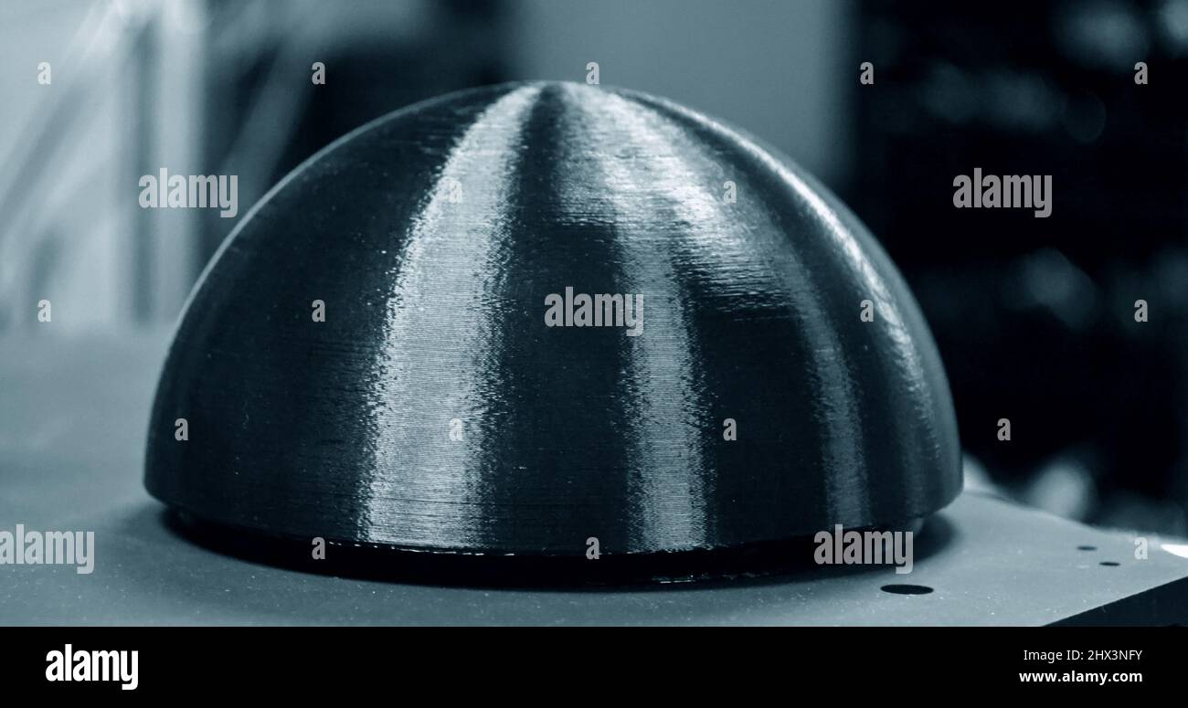 Round form printed 3d by a printer three-axis close-up Stock Photo - Alamy