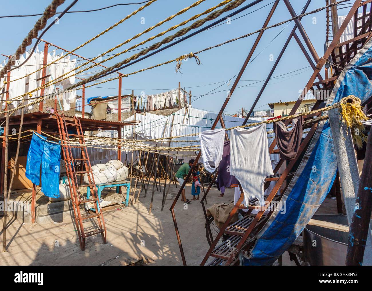 Laundry sheets asia hi-res stock photography and images - Alamy