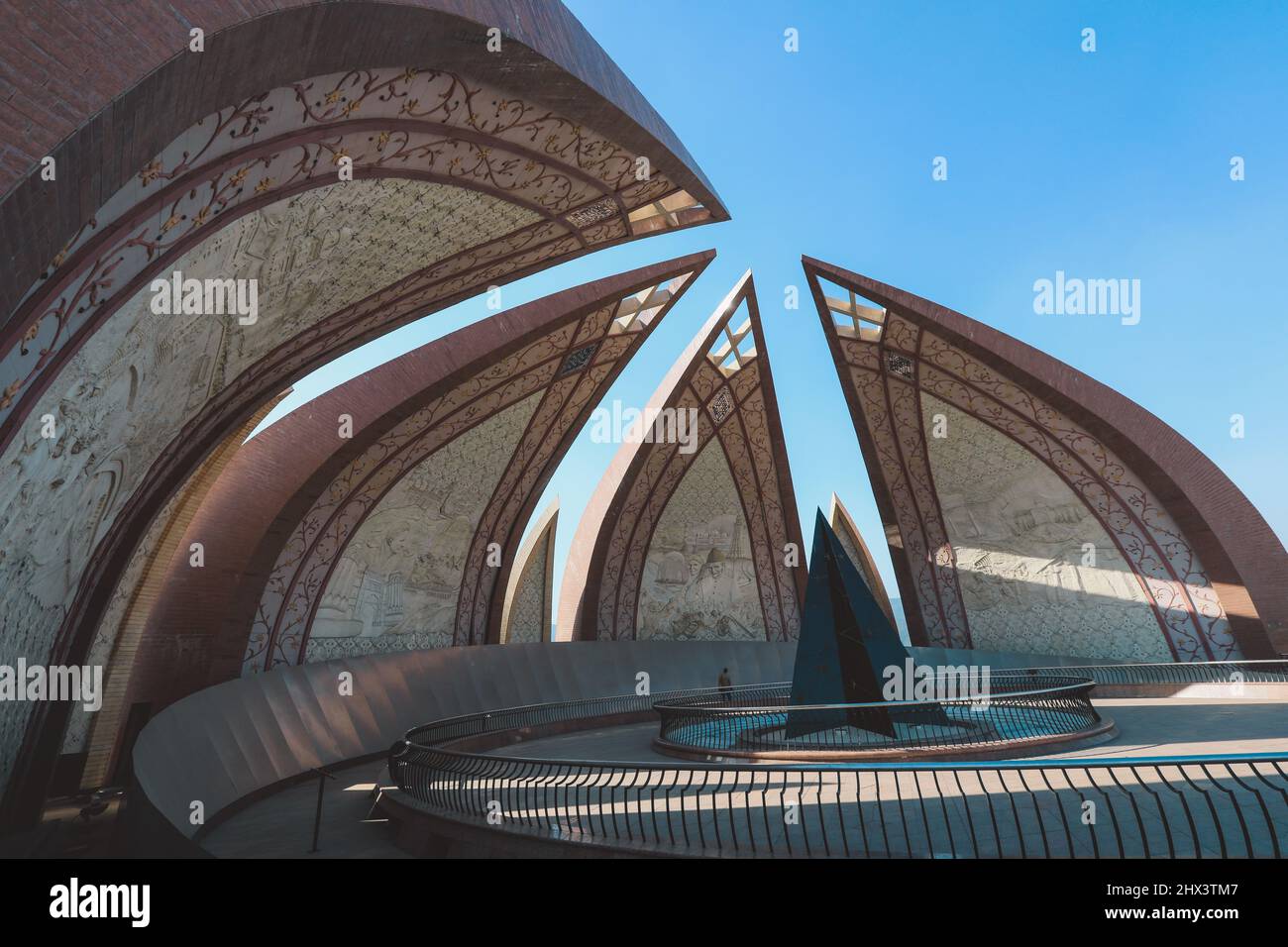 Pakistan monument museum in islamabad hi-res stock photography and ...