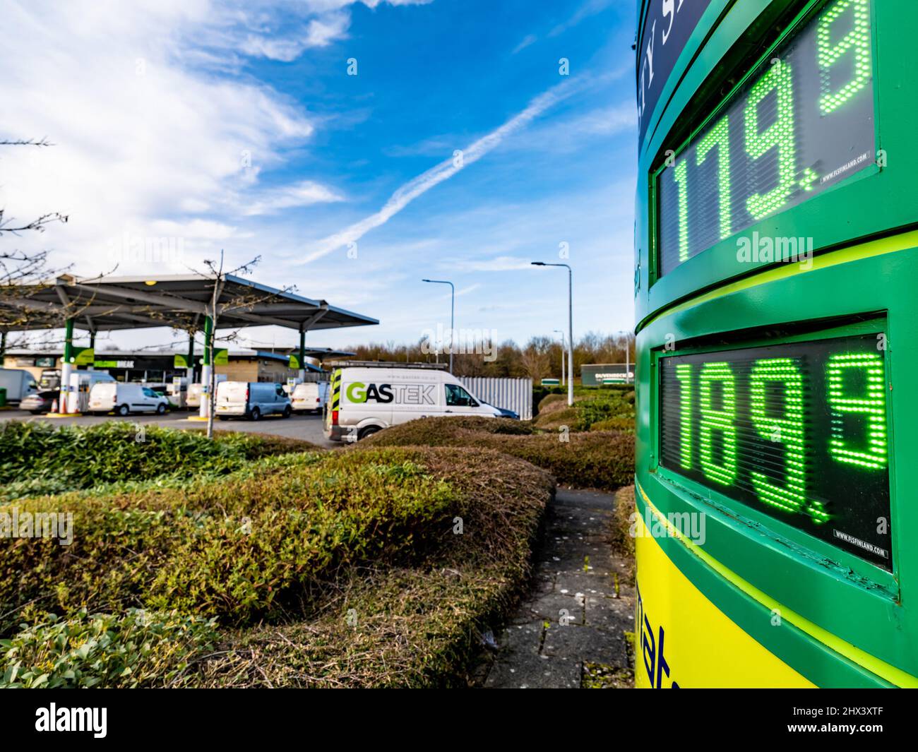 179 9 for regular unleaded hi-res stock photography and images - Alamy