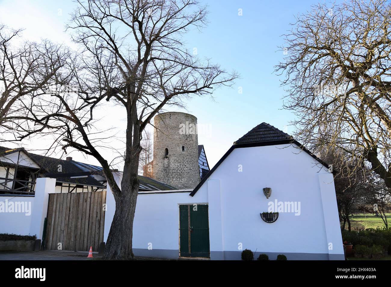 Tower of a castle hi-res stock photography and images - Alamy