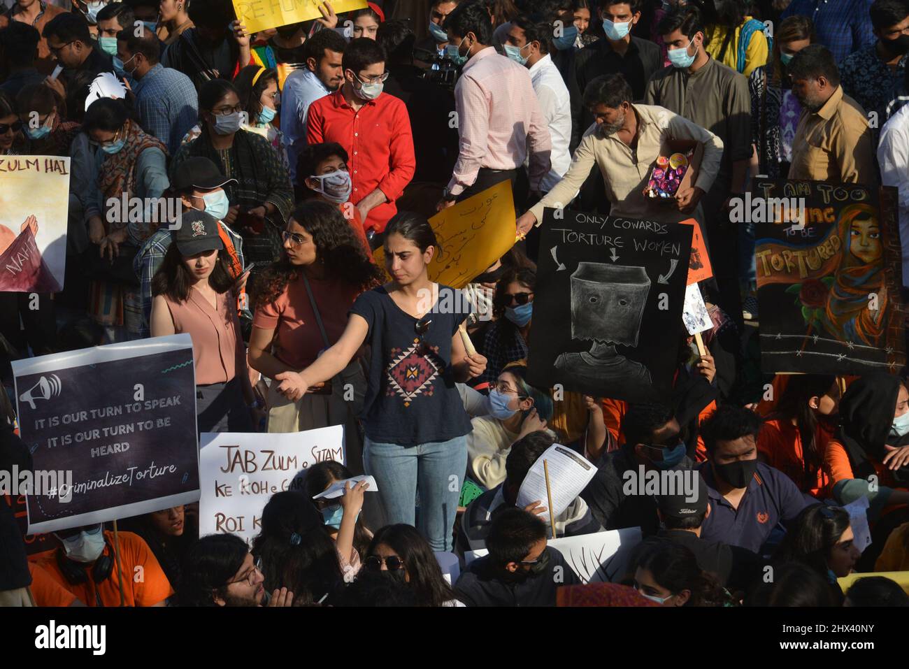Aurat march hi-res stock photography and images - Alamy