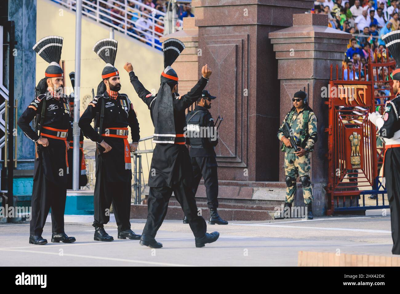 Pakistan Soldiers in Bright Military Uniform on the Wagah Attari Border ...